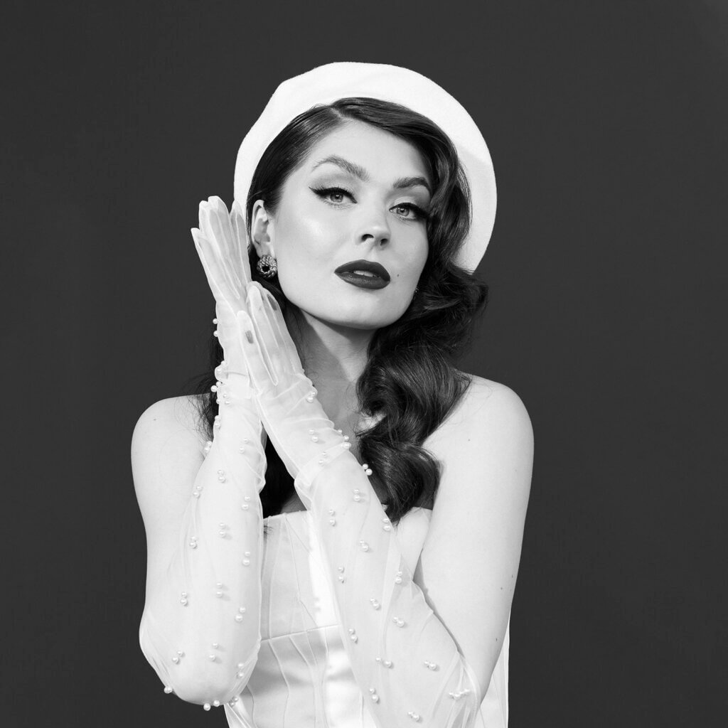 Kaikkien aikojen radiobiisi - äänestä suosikkiasi!